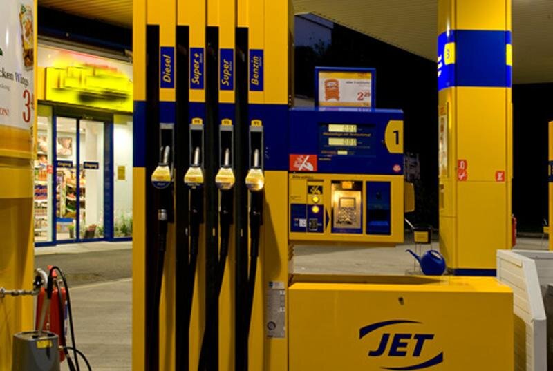 Jet petrol station